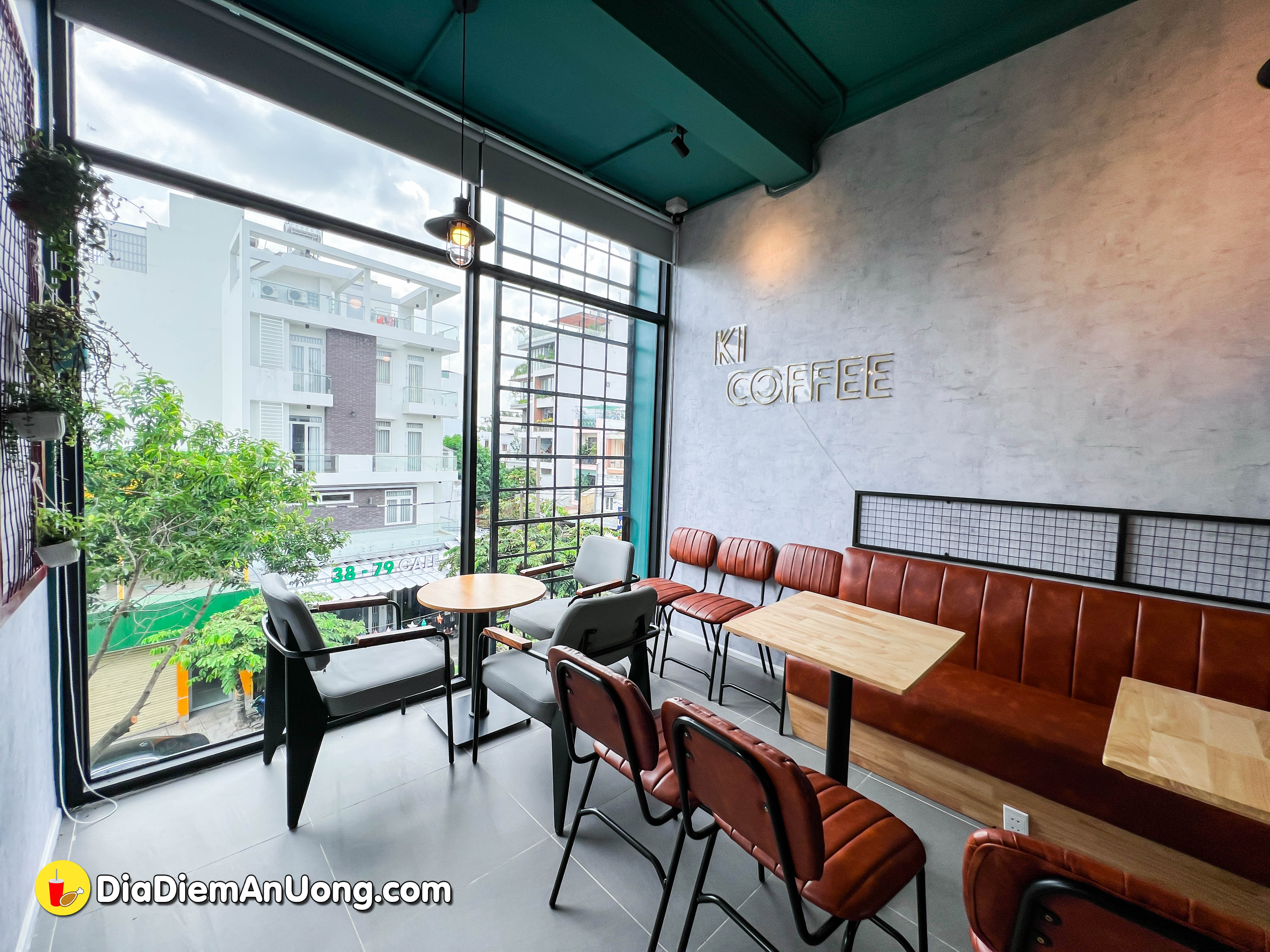 Quên cả oi ả Sài Gòn - ghé KI Coffee tận hưởng không gian nhẹ nhàng ...