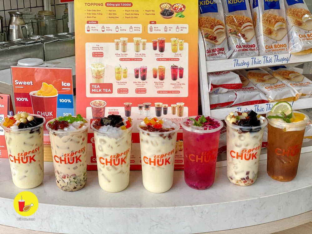 Tới công chuyện với CHUK EXPRESS khi mua Trà Oolong Sữa Full Topping, Trà Gạo Sữa Full Topping ...