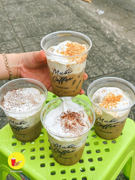 Ly Cafe Muối 15K và câu chuyện khởi nghiệp của chú Long ở độ tuổi 57 ...