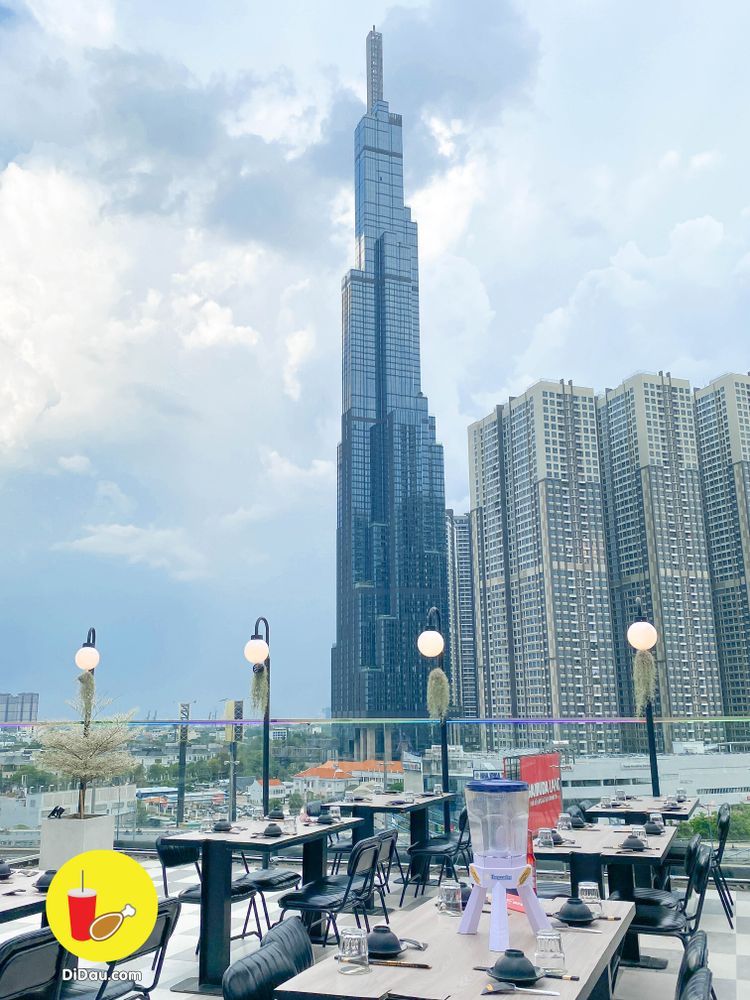 Sửng sốt quán HELI BEER GARDEN có view cận cảnh toà nhà Landmark 81 ...